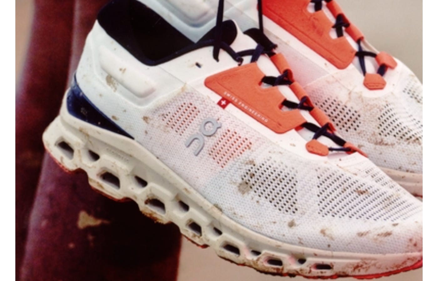 How to Fix Squeaky Shoes | What Makes Running Shoes Squeak | The ...