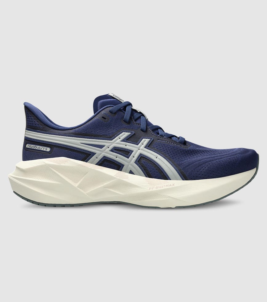 ASICS NOVABLAST 5 'ASICS TRACK CLUB' MENS INDIGO BLUE SEAL GREY | The ...