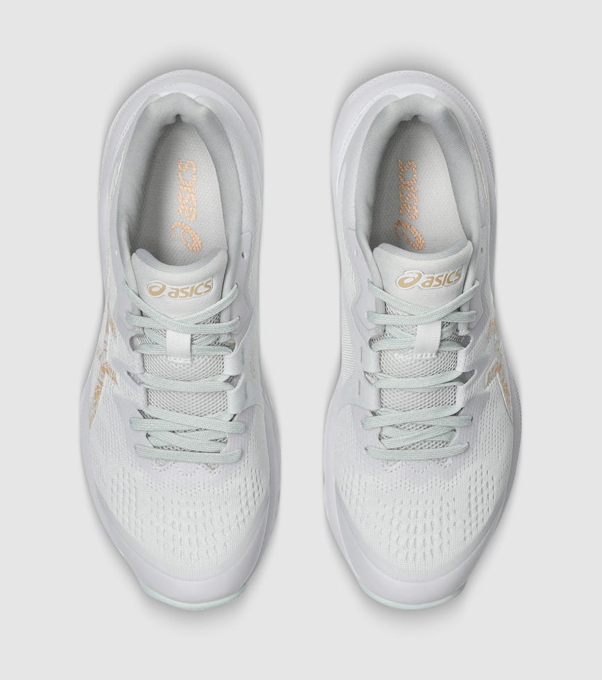 ASICS NETBURNER SHIELD FF WOMENS WHITE CHAMPAGNE | The Athlete's Foot