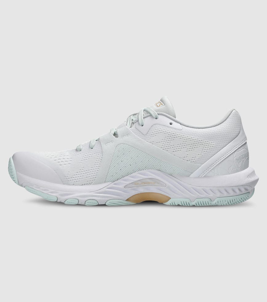 ASICS NETBURNER SHIELD FF WOMENS WHITE CHAMPAGNE | The Athlete's Foot