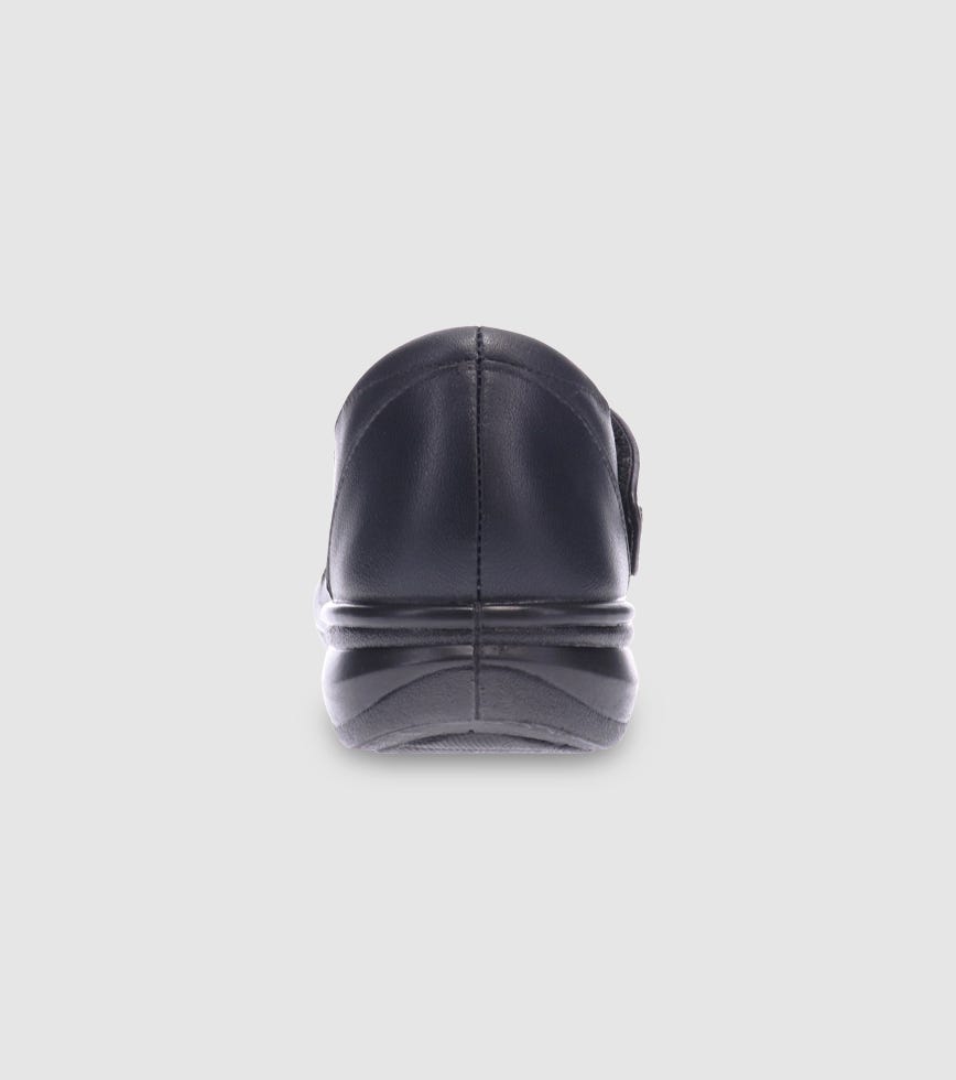 Revere | Revere Sandals & Shoes Online | The Athlete's Foot