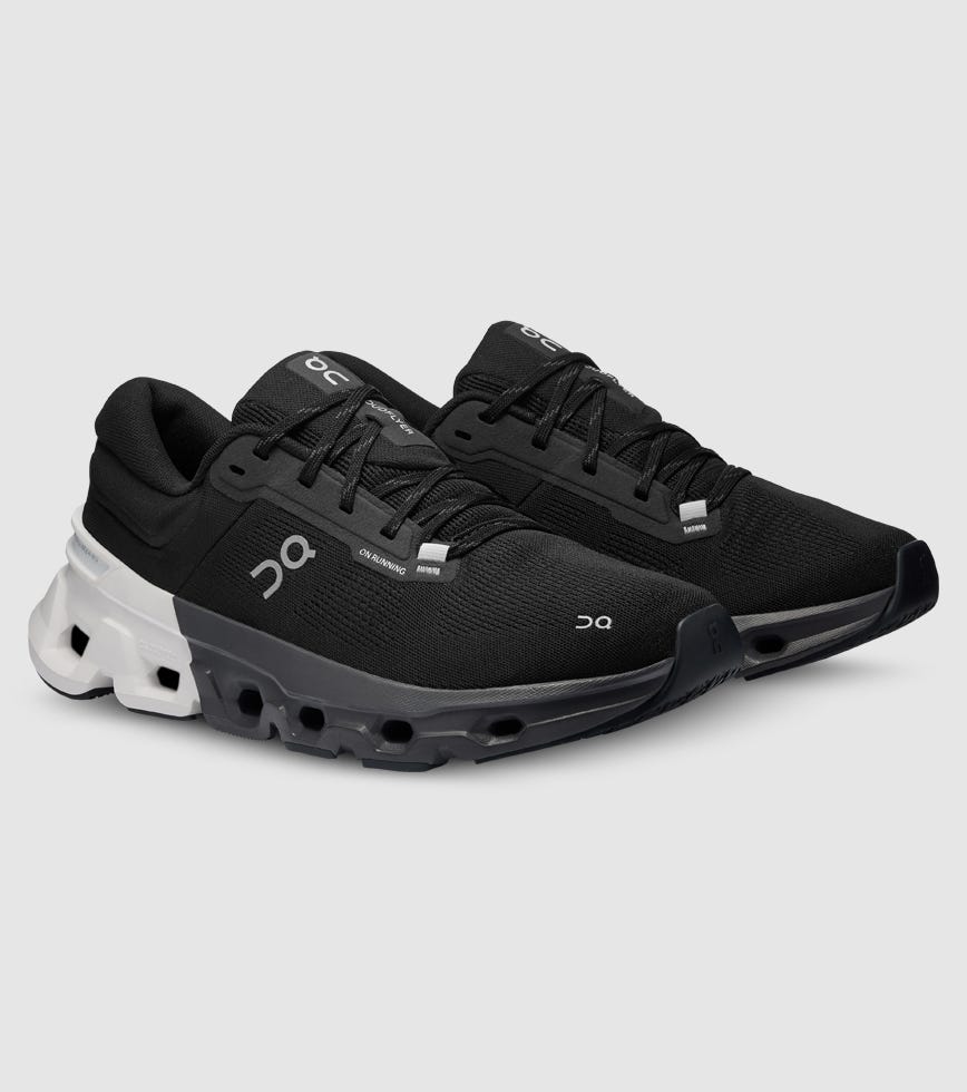 ON RUNNING CLOUDFLYER 5 C WOMENS BLACK WHITE | The Athlete's Foot