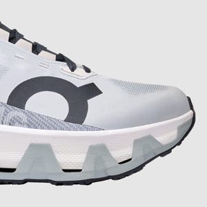ON CLOUDMONSTER HYPER WOMENS GLACIER IVORY | The Athlete's Foot