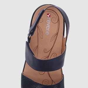 REVERE COMO WOMENS NAVY LIZARD SAPPHIRE | The Athlete's Foot