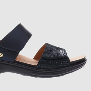 REVERE COMO WOMENS NAVY LIZARD SAPPHIRE | The Athlete's Foot