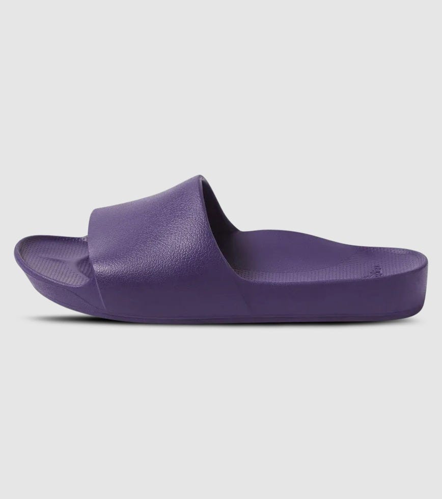 ARCHIES ARCH SUPPORT UNISEX SLIDE ACAI | The Athlete's Foot