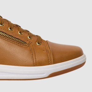 ASCENT STRATUS ZIP WOMENS TAN | The Athlete's Foot