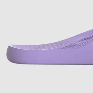 LIGHTFEET REVIVE ARCH SUPPORT WOMENS THONG LAVENDER | The Athlete's Foot